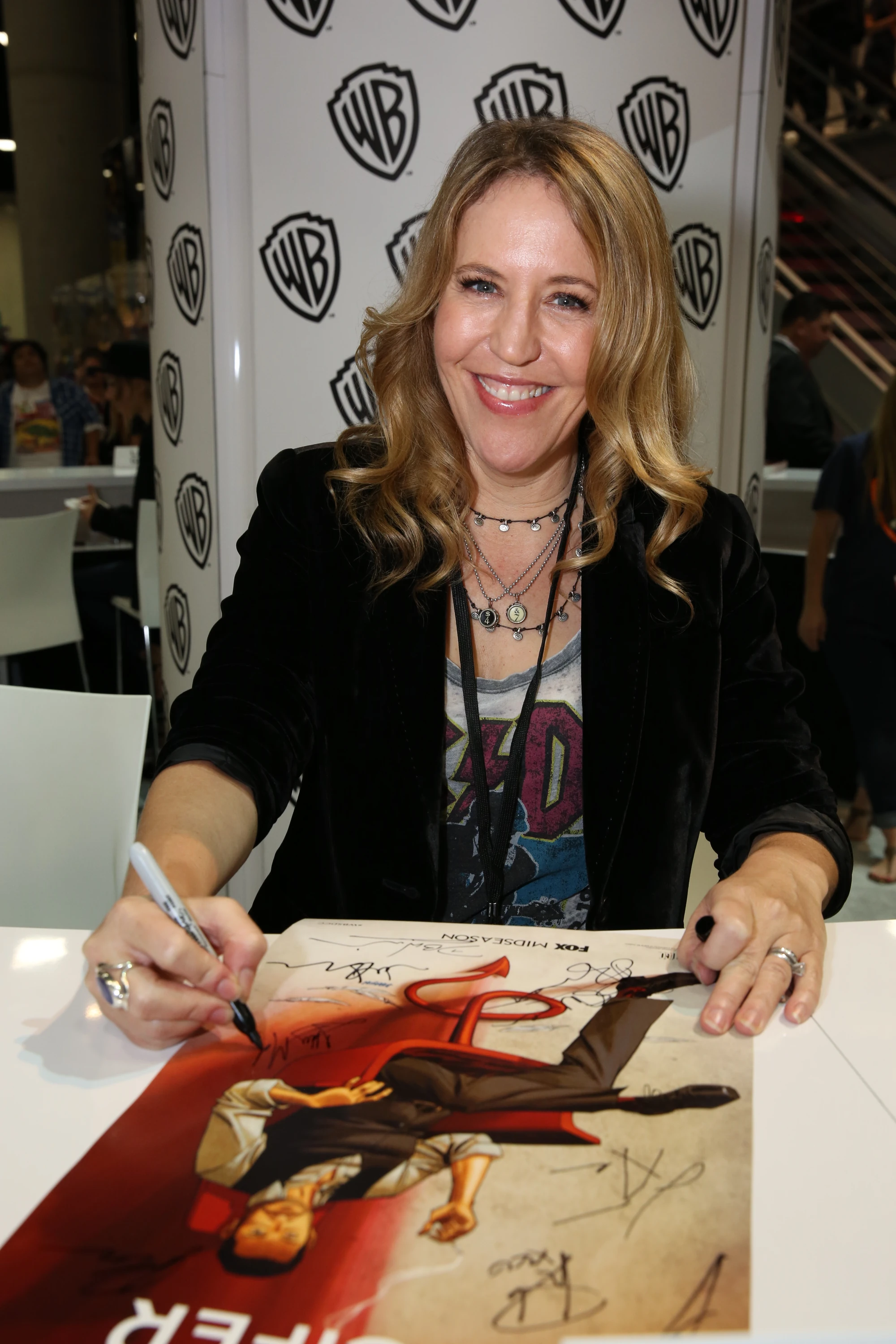 Ildy Modrovich | Lucifer Wiki | Fandom