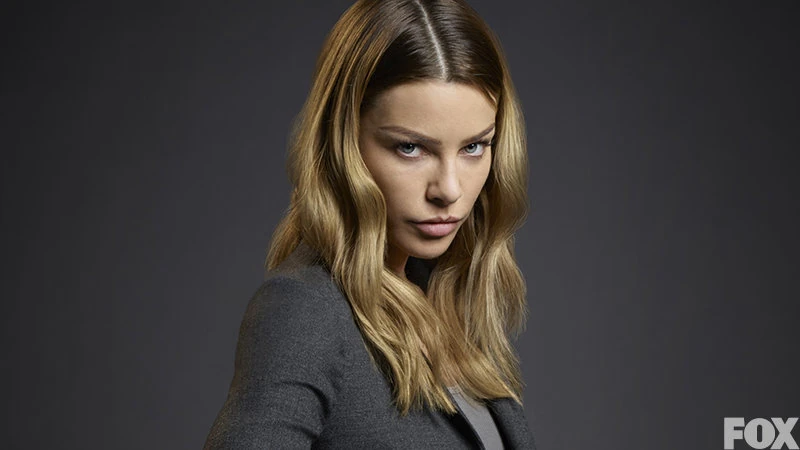 Image - S1 promo - Chloe Decker.jpg | Lucifer Wiki | FANDOM powered by ...