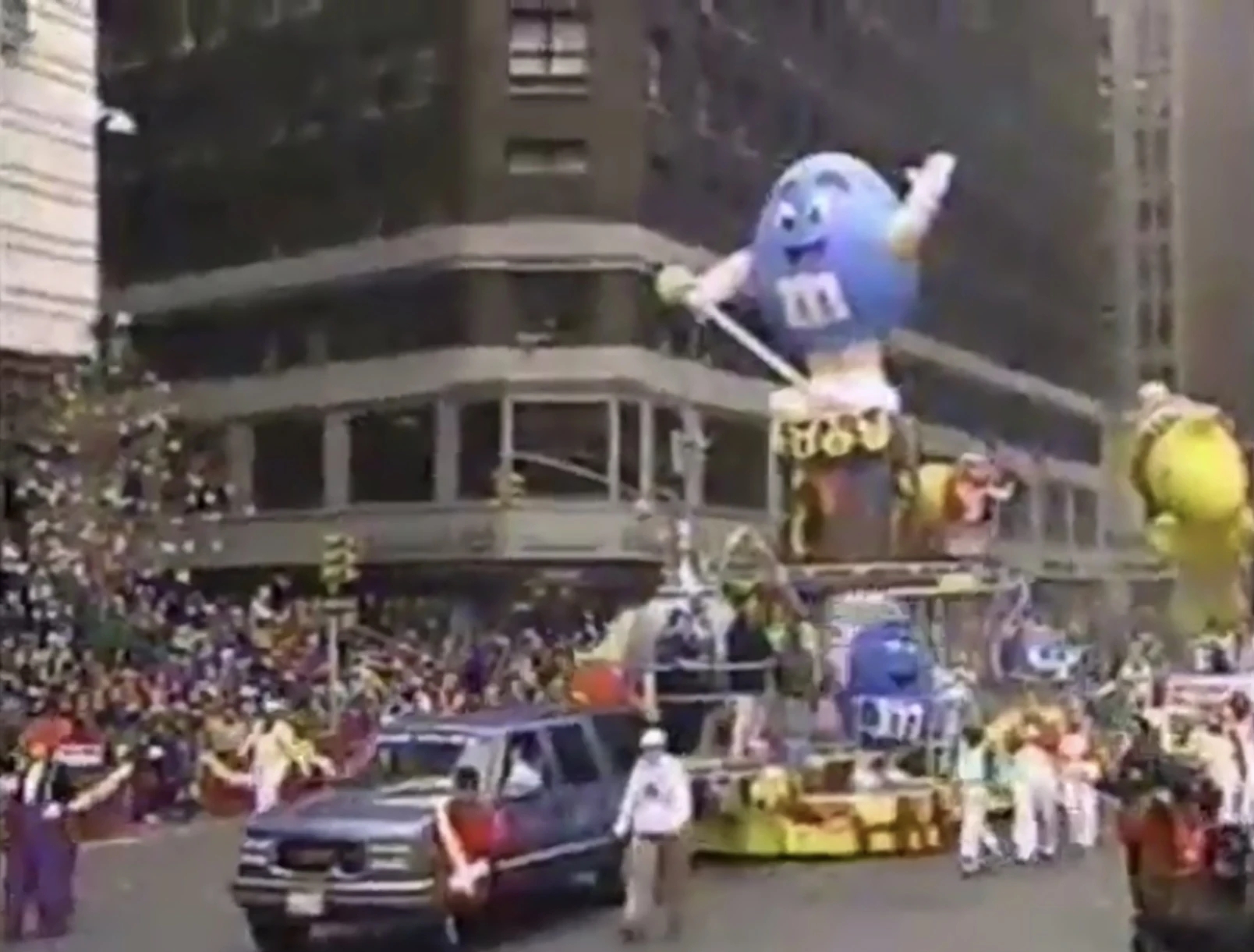 M&M's | Macy's Thanksgiving Day Parade Wiki | FANDOM powered by Wikia