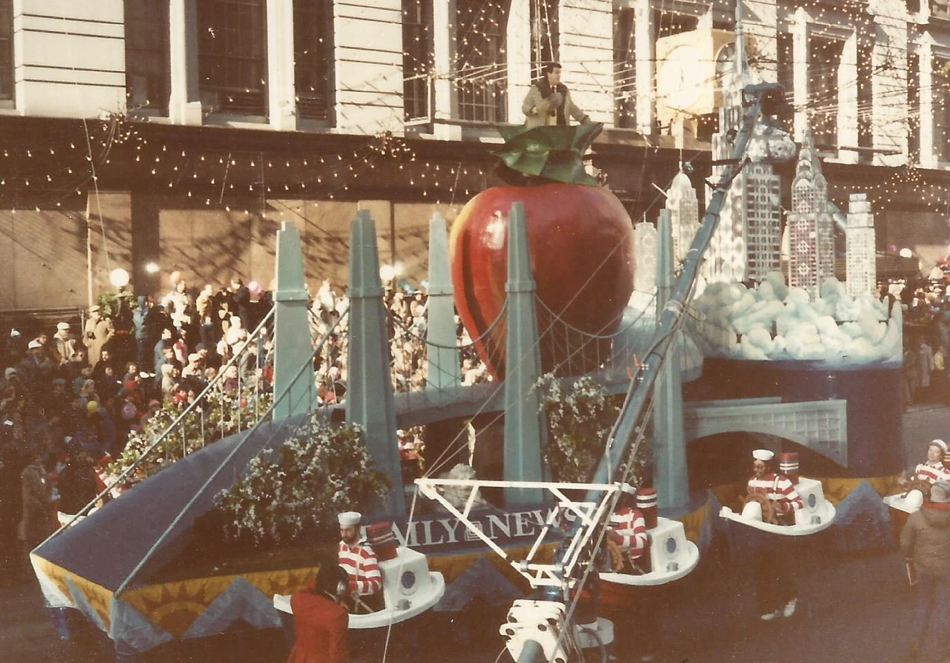 Category:1982 Macy's Thanksgiving Day Parade | Macy's Thanksgiving Day ...