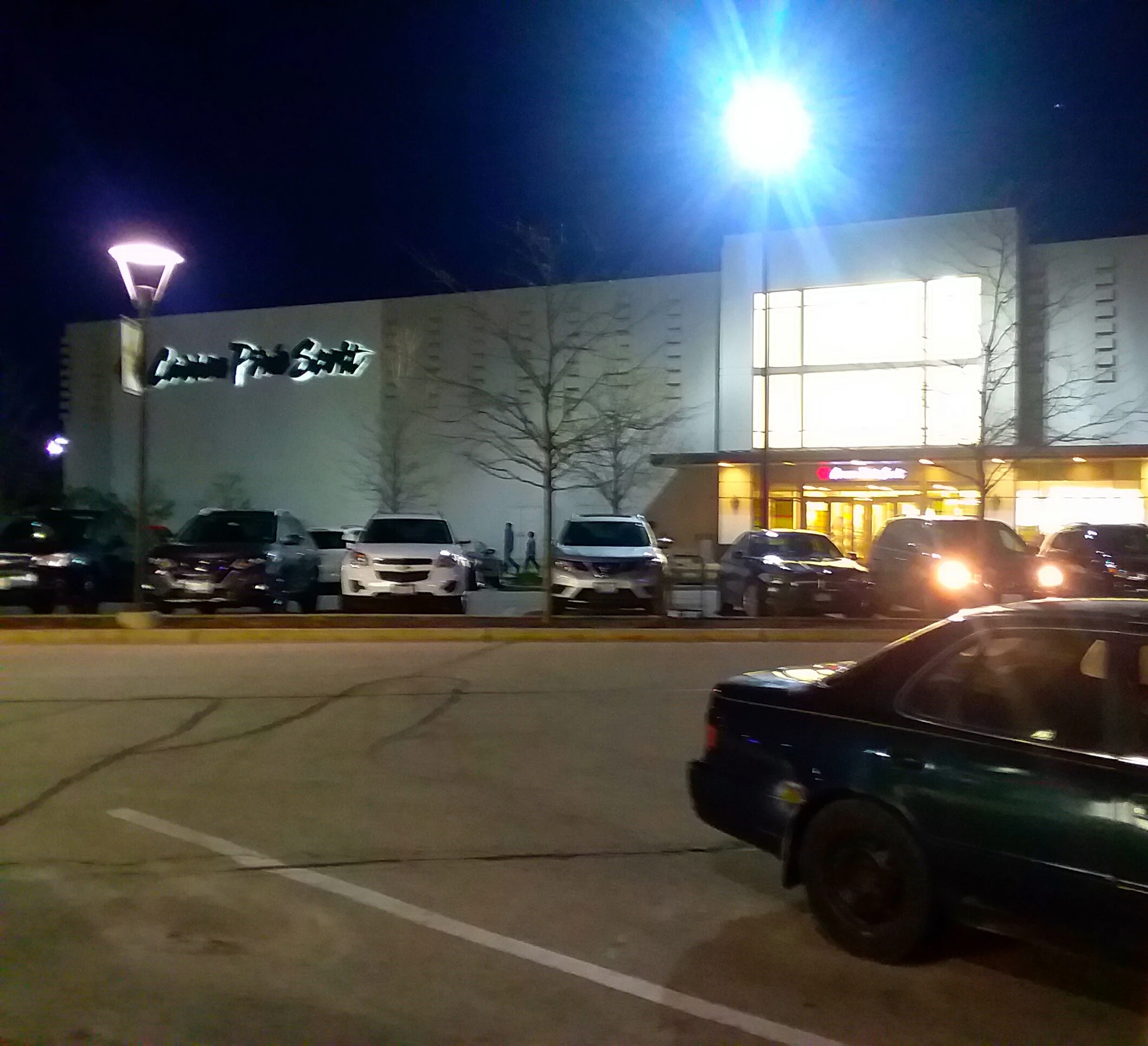 Randhurst Village | Malls and Retail Wiki | Fandom