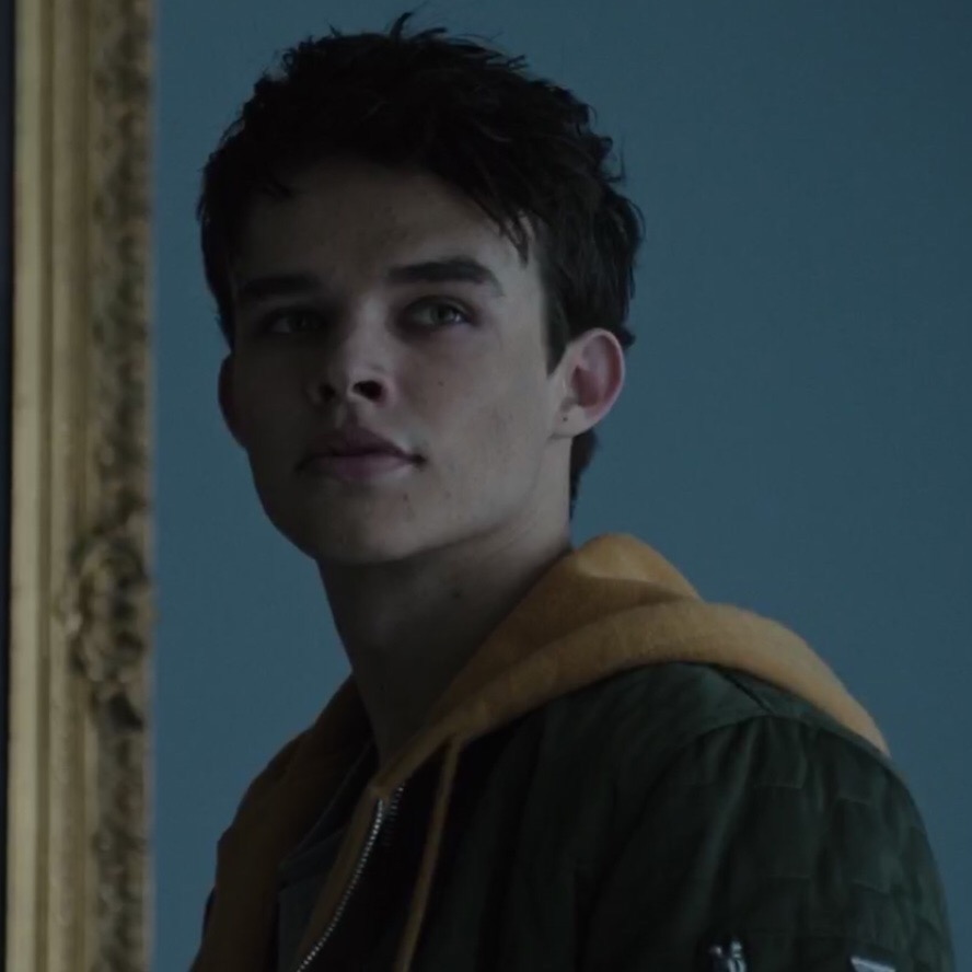 Curran Walters Dc Database Fandom