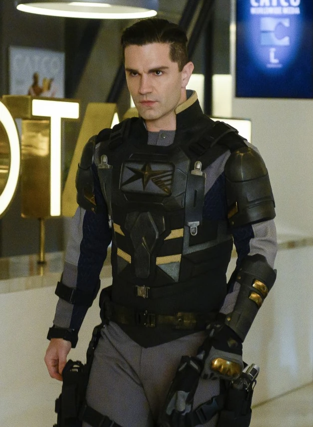 Benjamin Lockwood (Arrowverse: Earth-38) | DC Database | Fandom
