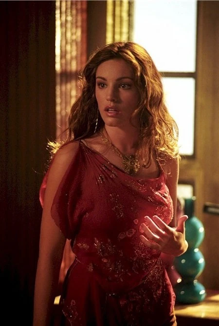 Victoria Hardwick (Smallville) | DC Database | FANDOM powered by Wikia