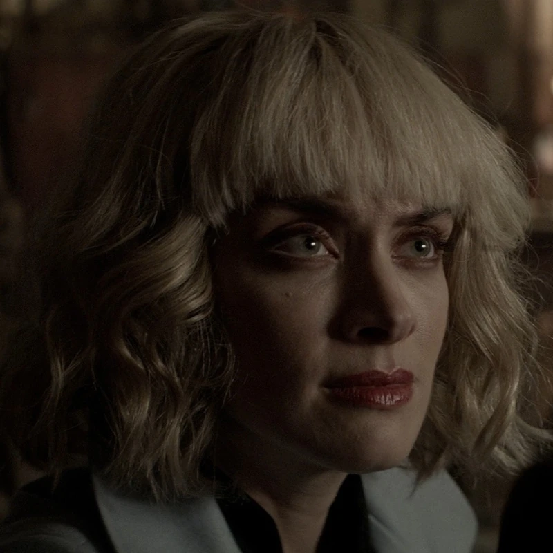 Rachel Skarsten/Gallery | DC Database | Fandom