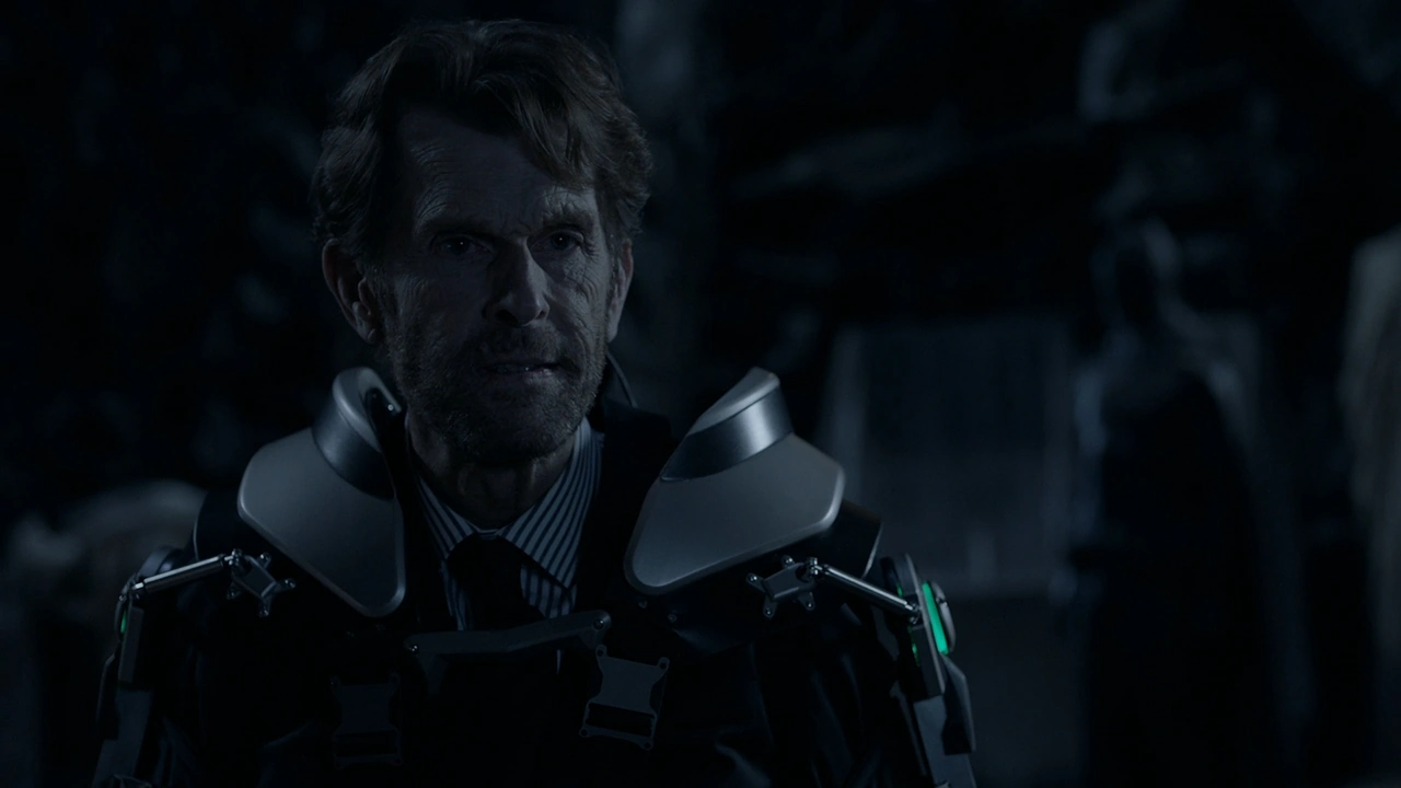 Bruce Wayne (Arrowverse: Earth-99) | DC Database | Fandom