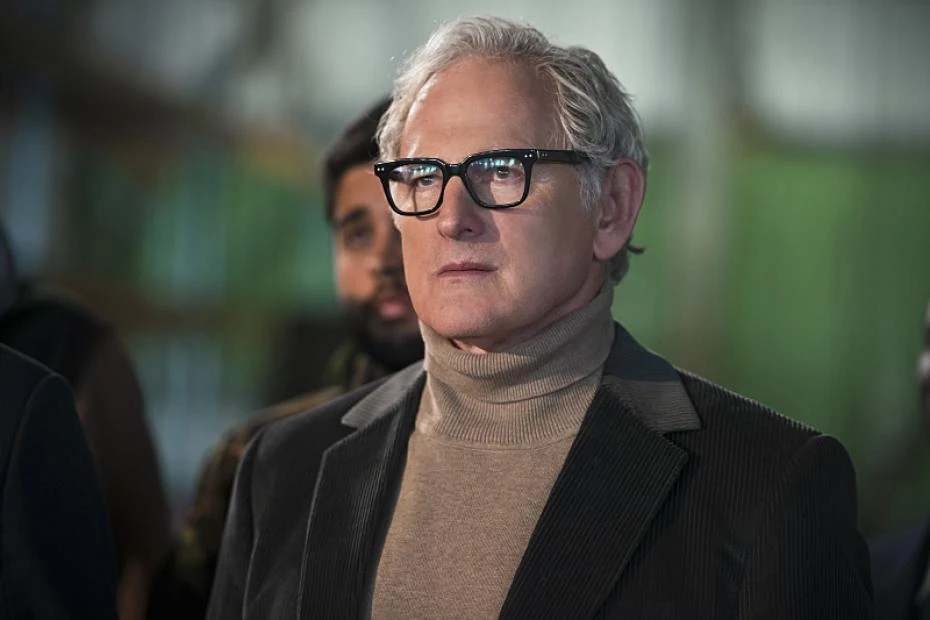 Image - Victor-garber-being-badass-as-dr-martin-stein.jpg | Comic ...