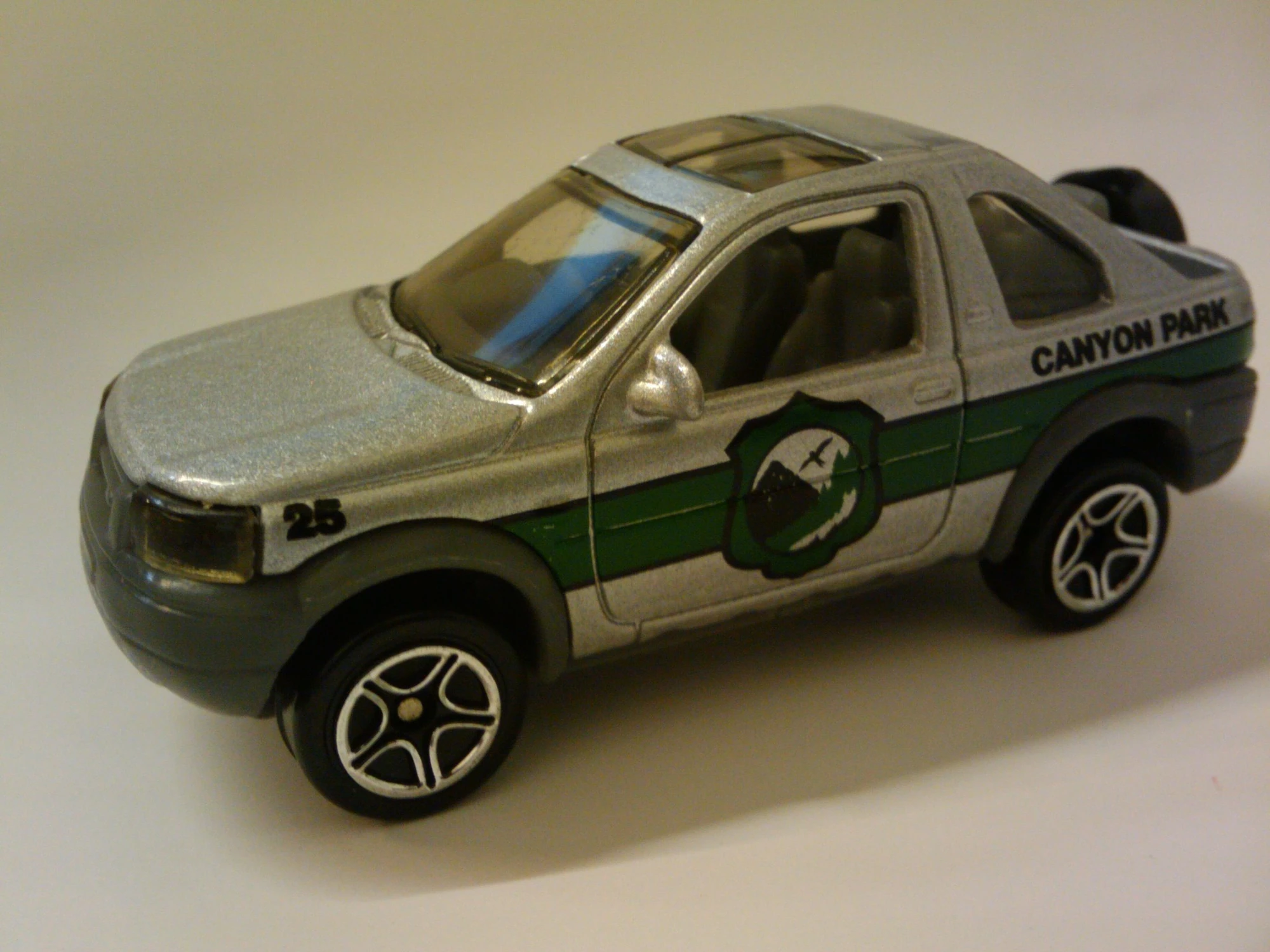 Land Rover Freelander | Matchbox Cars Wiki | Fandom