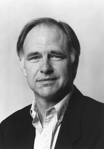 Robert Pine | Memory Alpha | Fandom