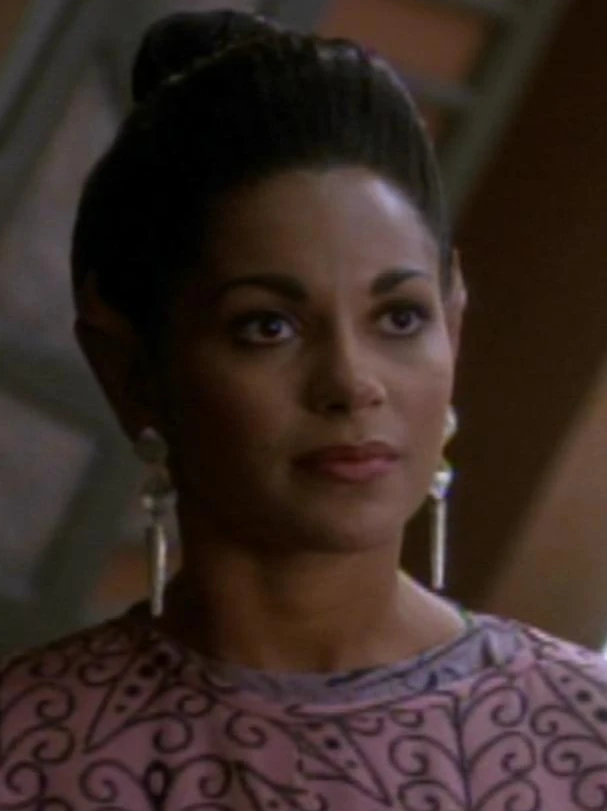 Salli Elise Richardson | Memory Alpha, das Star-Trek-Wiki | Fandom