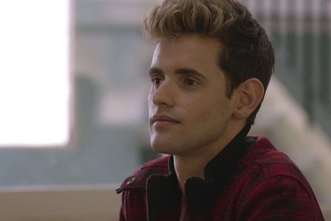 Oliver Grau/Gallery | Merlí Wikia | Fandom