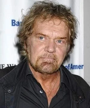 Kevin Conway - Dabingforum.cz