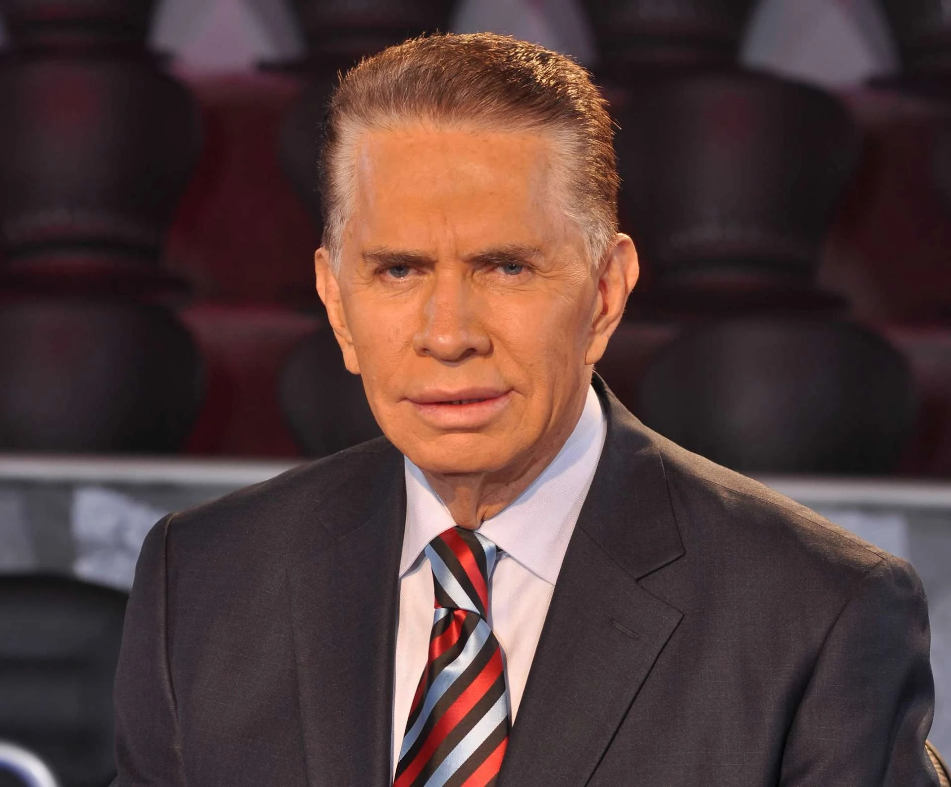 Alfonso Espinosa de los Monteros | Who Wants To Be A Millionaire Wiki ...