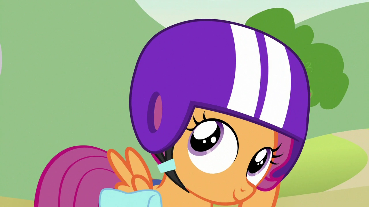 Image - Scootaloo putting on her helmet S7E7.png | My Little Pony ...