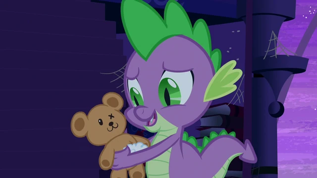 Image - Spike holds the teddy bear S5E12.png | My Little Pony ...