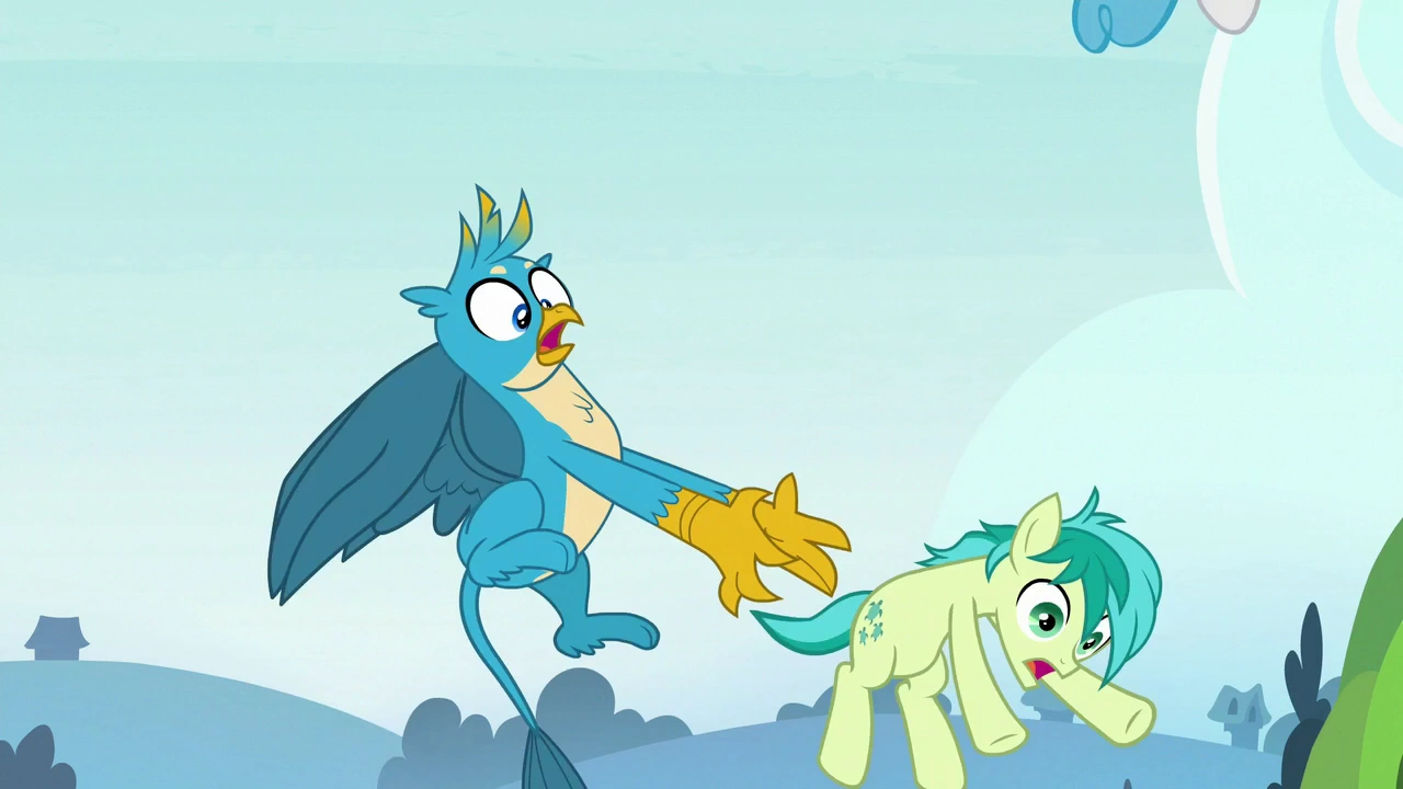 Image - Gallus accidentally drops Sandbar S8E1.png | My Little Pony ...