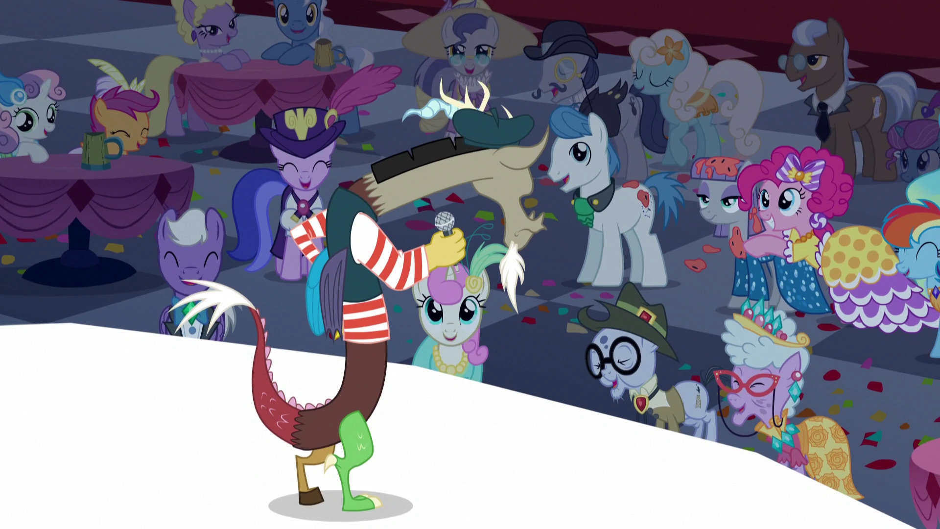 Image - Crowd laughing at Discord S5E7.png | My Little Pony Friendship ...