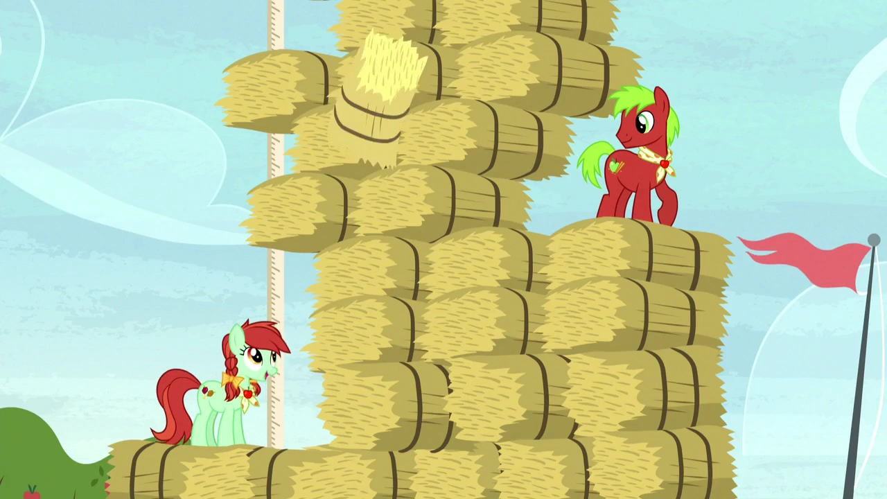 Image - Hay bale passes between Candy Apples and Apple Cinnamon S5E6 ...