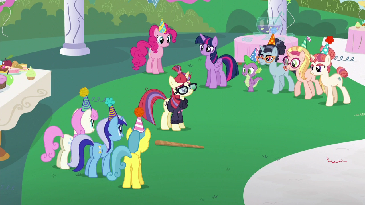 Image - Moon Dancer surrounded by friends S5E12.png | My Little Pony ...