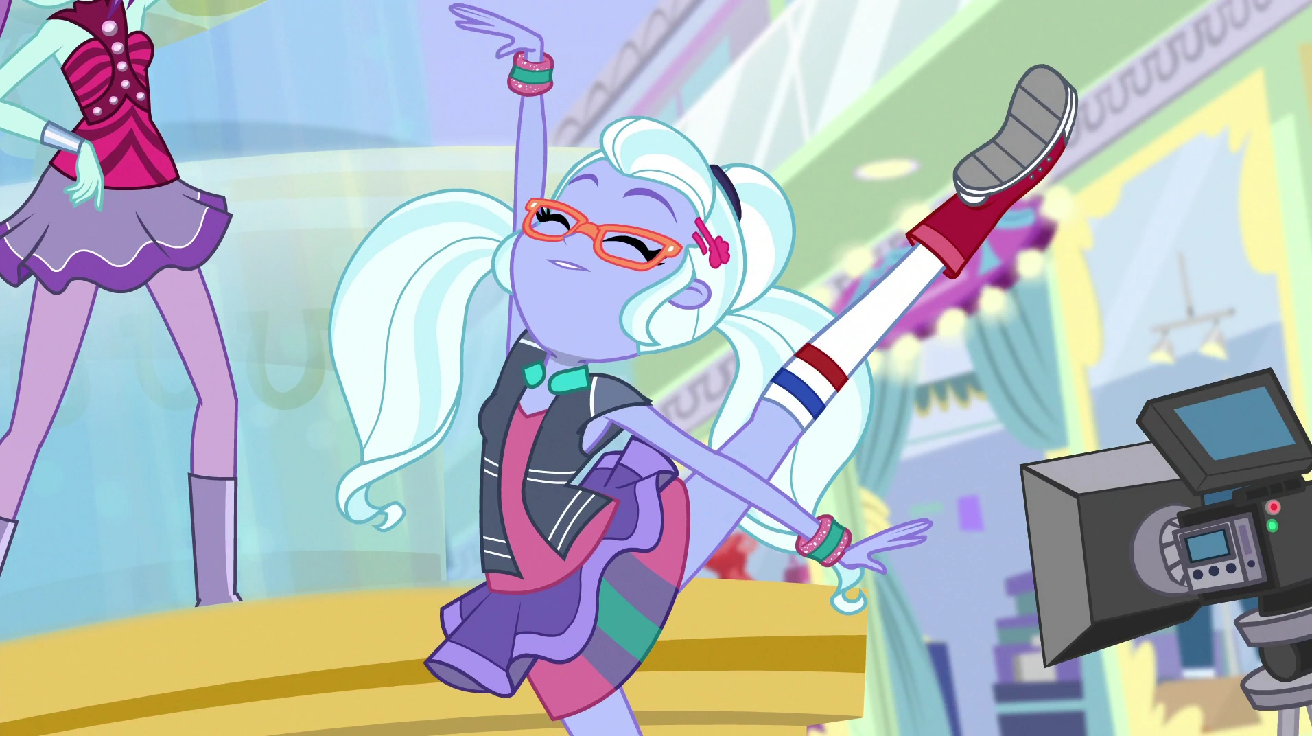 Image - Sugarcoat ballet-dancing at the mall EGS1.png | My Little Pony ...