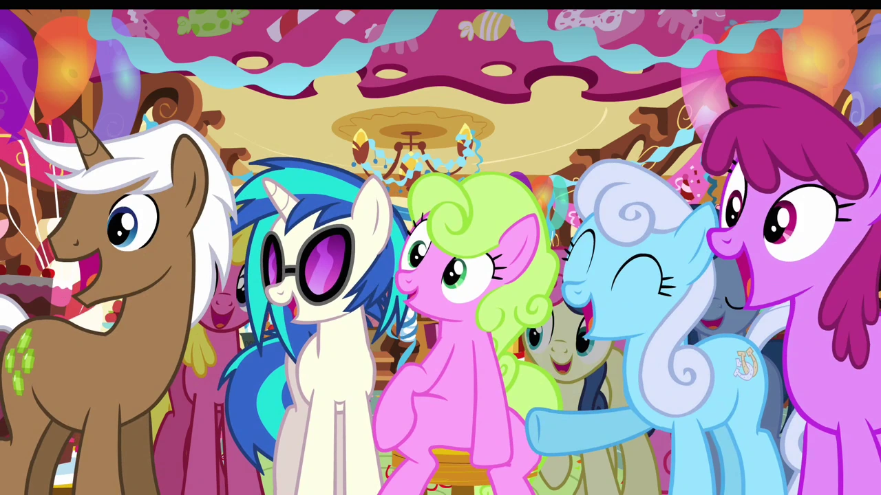 Imagem - DJ Pon-3 and ponies laughing S03E13.png | My Little Pony A ...