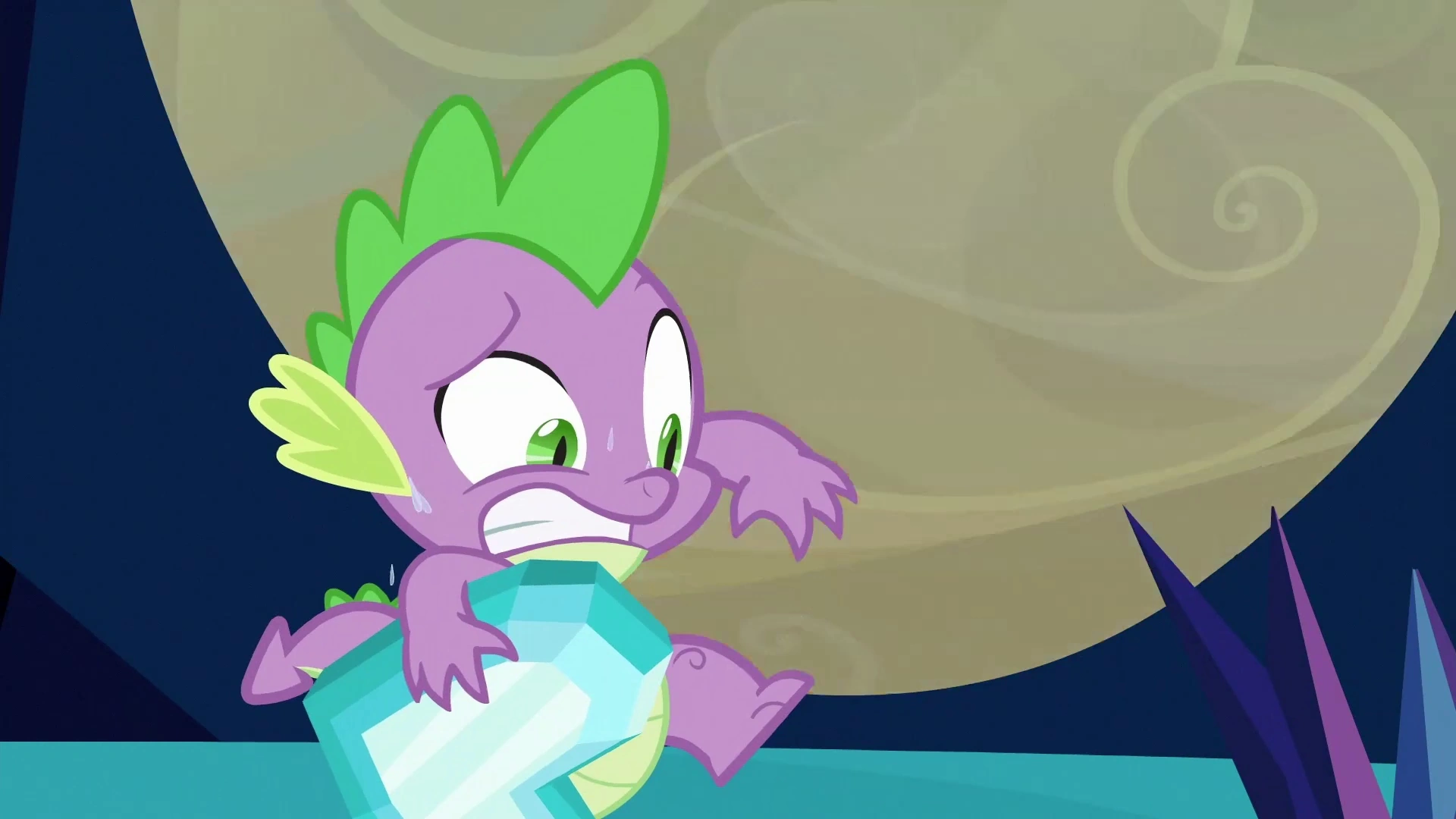 Image - Spike holding Crystal Heart S3E2.png | My Little Pony ...