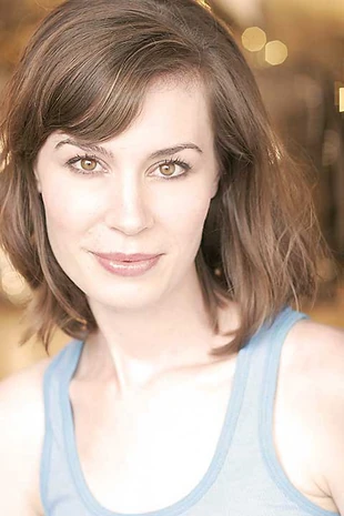 Laurel Coppock | Modern Family Wiki | Fandom