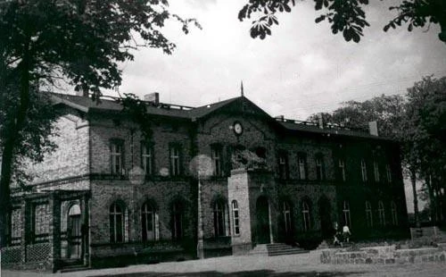 Dworzec kolejowy | Mogilno Wiki | Fandom