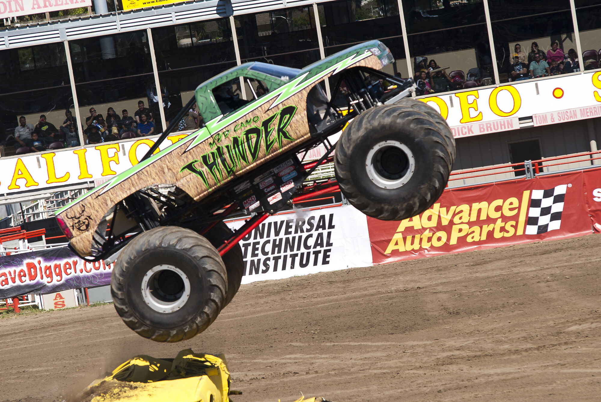 Tropical Thunder | Monster Jam Wiki | Fandom Tropical Thunder | Monster Jam Wiki | Fandom