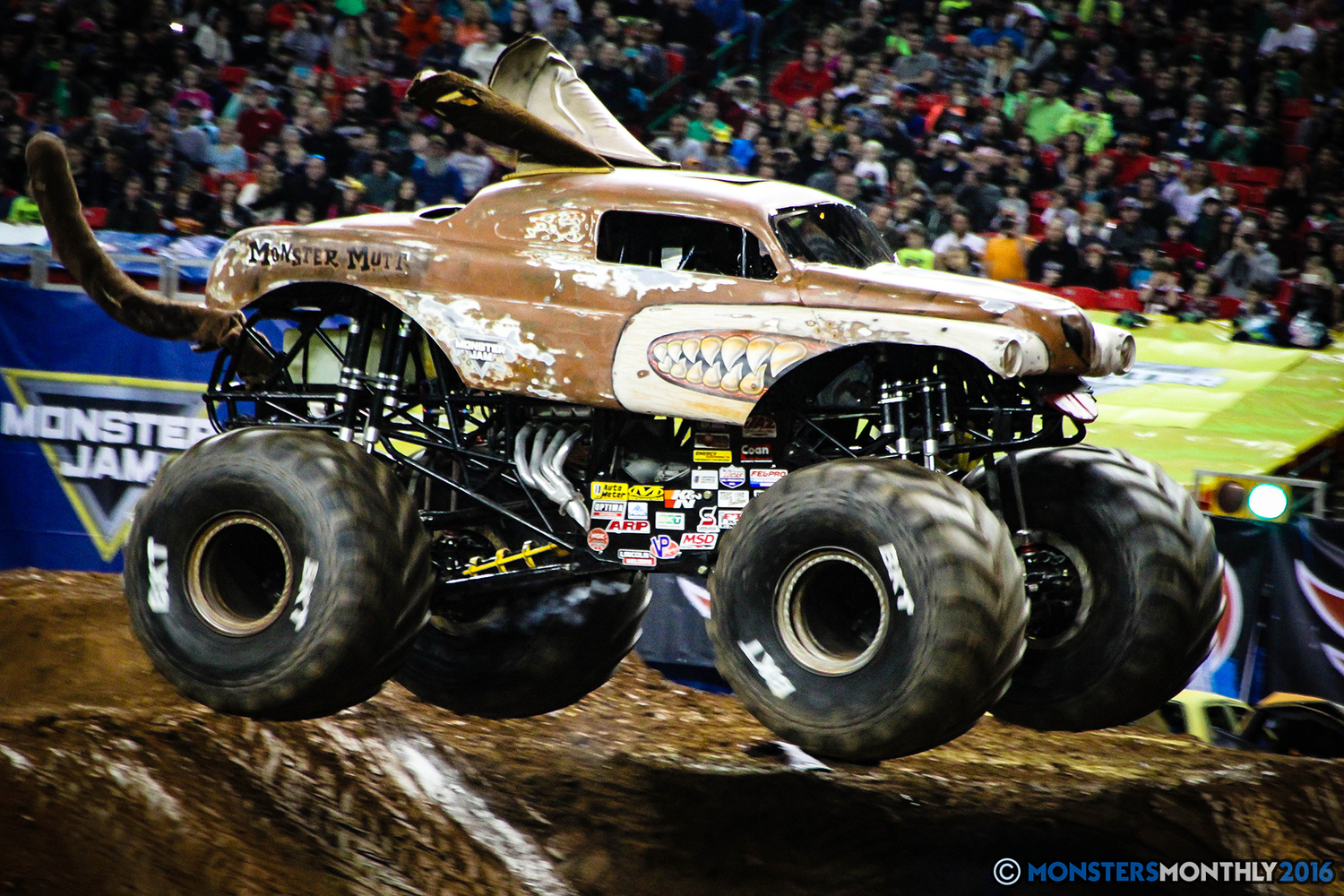 Monster Mutt Junkyard Dog | Monster Trucks Wiki | FANDOM powered by Wikia Monster Mutt Junkyard Dog | Monster Trucks Wiki | FANDOM powered by Wikia