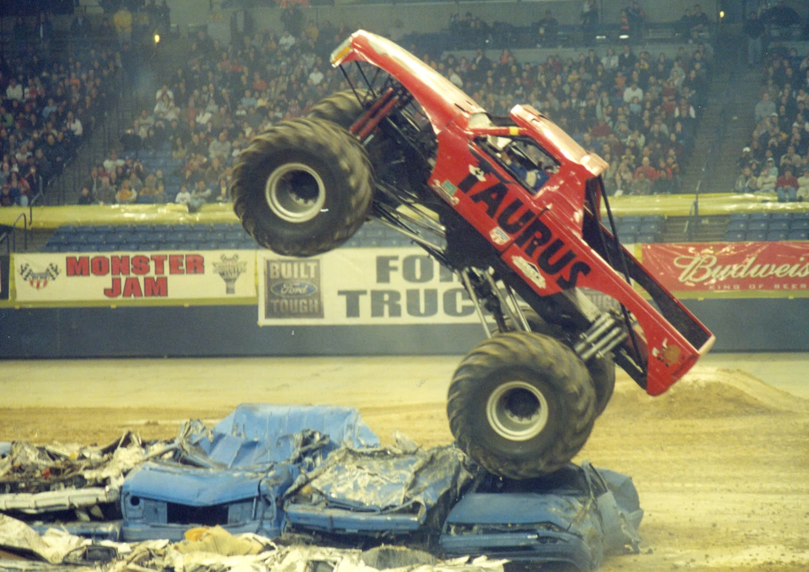 Taurus (Roy) | Monster Trucks Wiki | Fandom