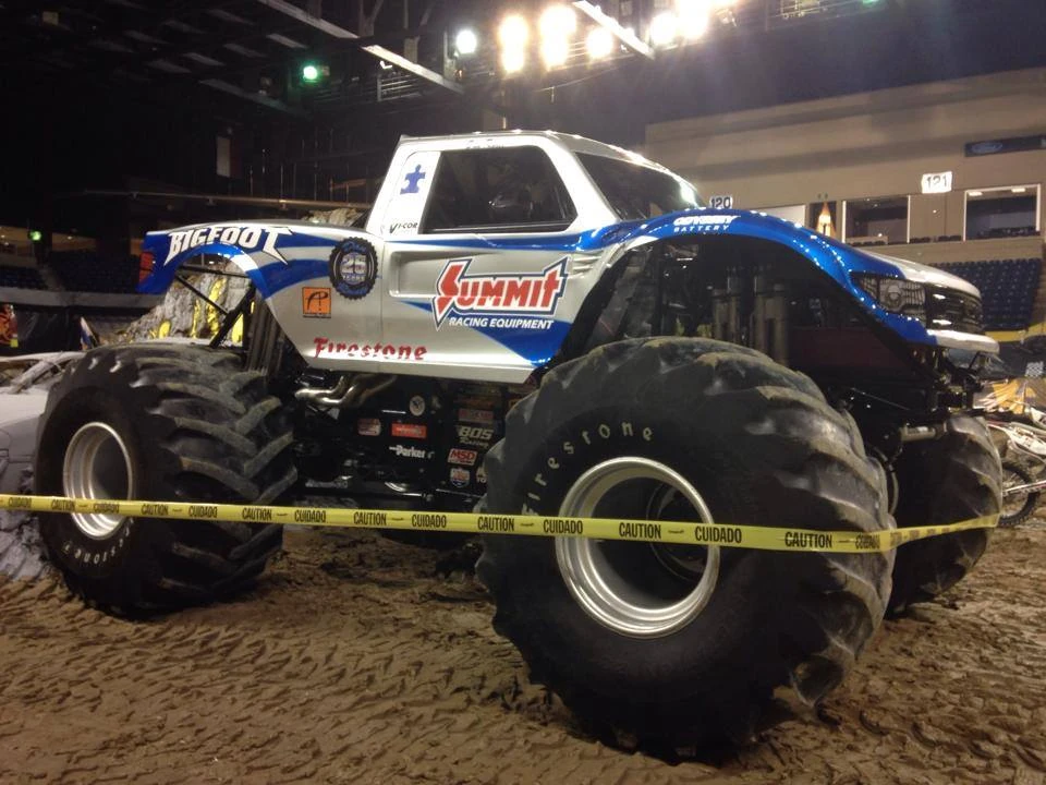 Dan Runte 25th Anniversary Bigfoot | Monster Trucks Wiki | Fandom