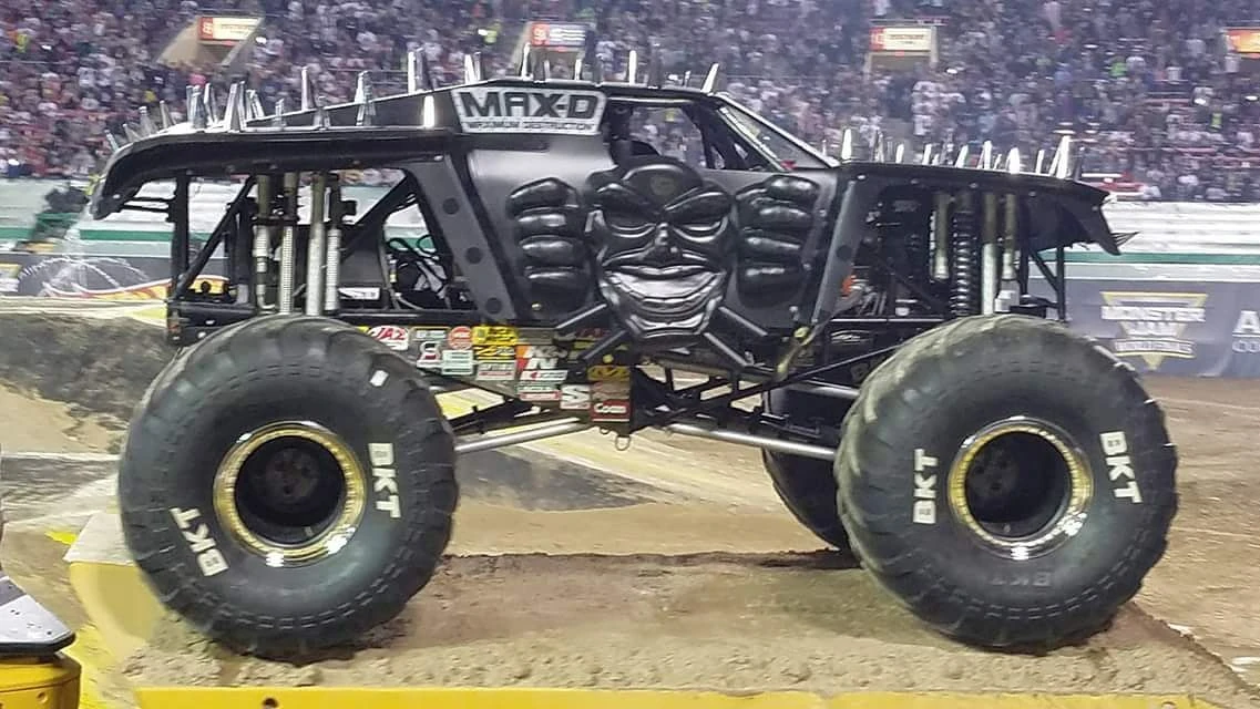 Max-D Stunt Truck | Monster Trucks Wiki | Fandom