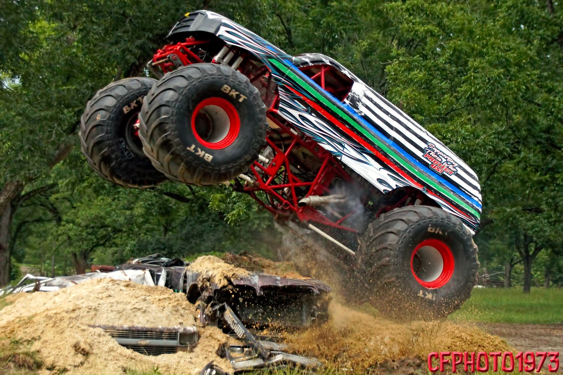 Red White & Vroom | Monster Trucks Wiki | Fandom