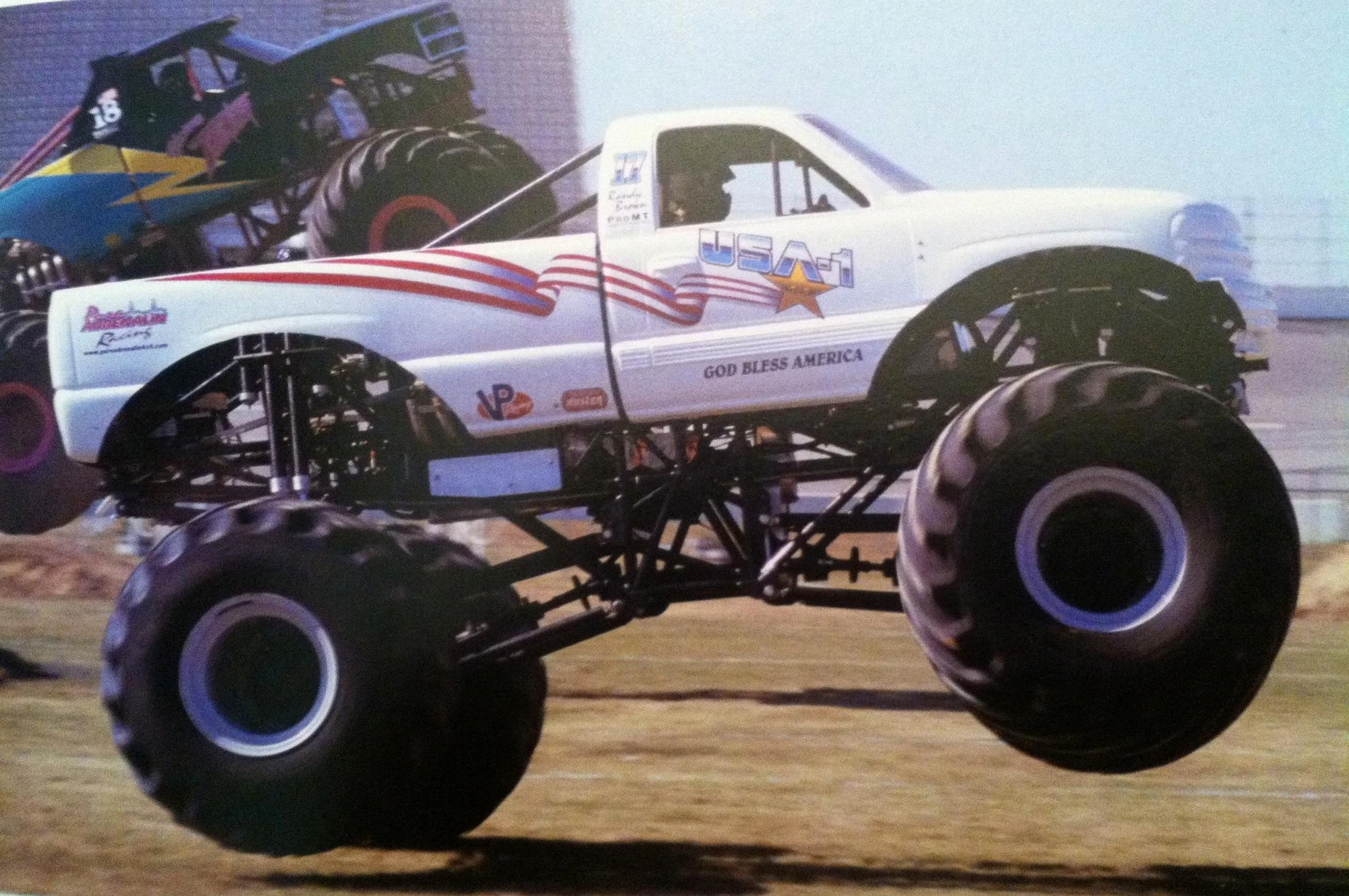 USA-1 (Brown) | Monster Trucks Wiki | Fandom