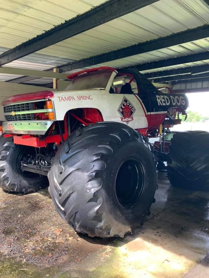 Red Dog | Monster Trucks Wiki | Fandom