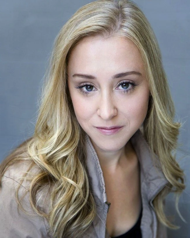 Lindsay Seim | Moviepedia Wiki | Fandom