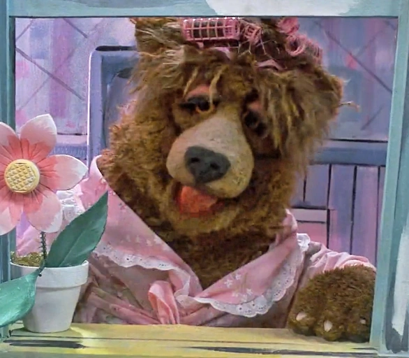 Beth Bear | Muppet Wiki | Fandom