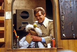 Episode 524: Roger Moore | Muppet Wiki | Fandom