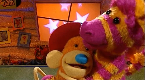 Episode 125: A Hug a Day | Muppet Wiki | Fandom