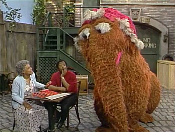 Granny Snuffle | Muppet Wiki | FANDOM powered by Wikia