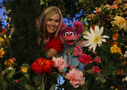 Jennie Garth | Muppet Wiki | Fandom