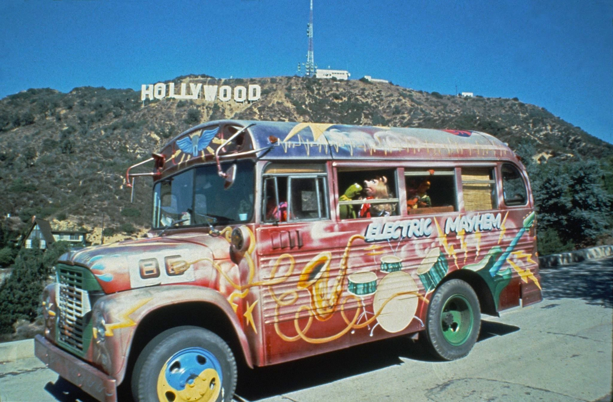 The Electric Mayhem Bus | Muppet Wiki | Fandom