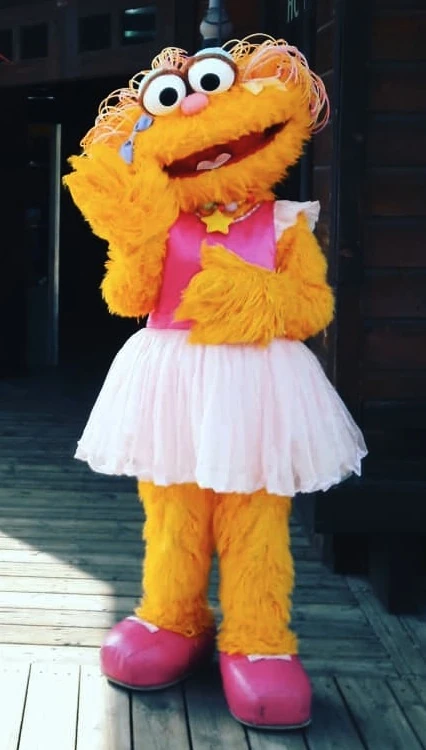 Zoe walk-arounds | Muppet Wiki | Fandom