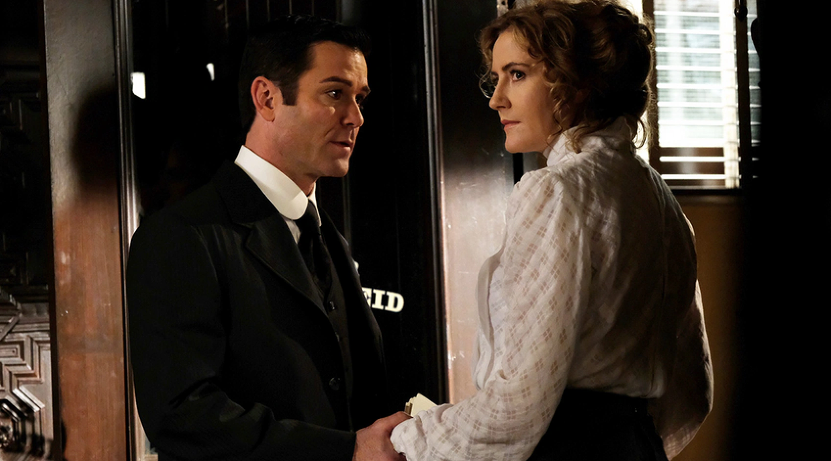 Shadows Are Falling | Murdoch Mysteries Wiki | Fandom