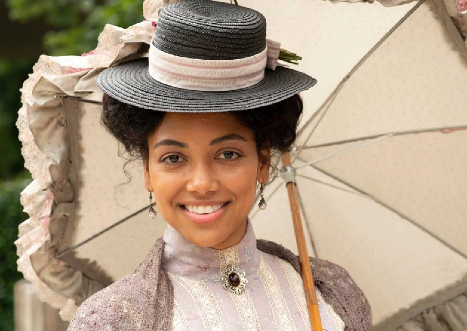 Nomi Johnston | Murdoch Mysteries Wiki | Fandom