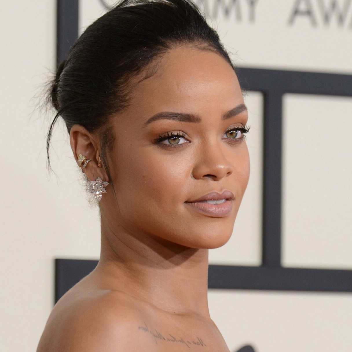 Rihanna | Music Hub | FANDOM powered by Wikia