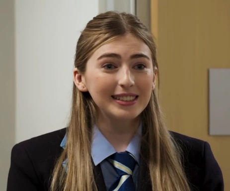 Mackenzie Hargreaves | Neighbours Soap Opera Wiki | Fandom