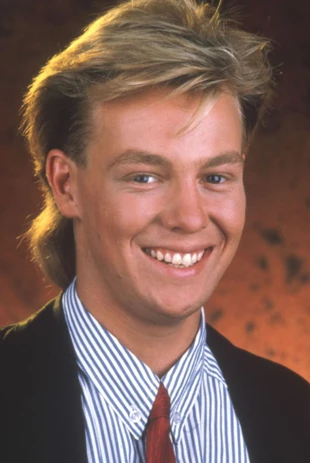Scott Robinson | Neighbours Soap Opera Wiki | Fandom
