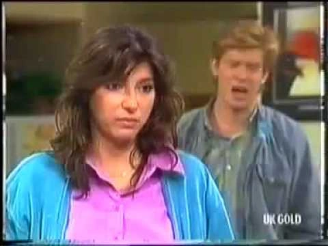 Episode 410 - 23 January 1987 | Neighbours Soap Opera Wiki | FANDOM ...